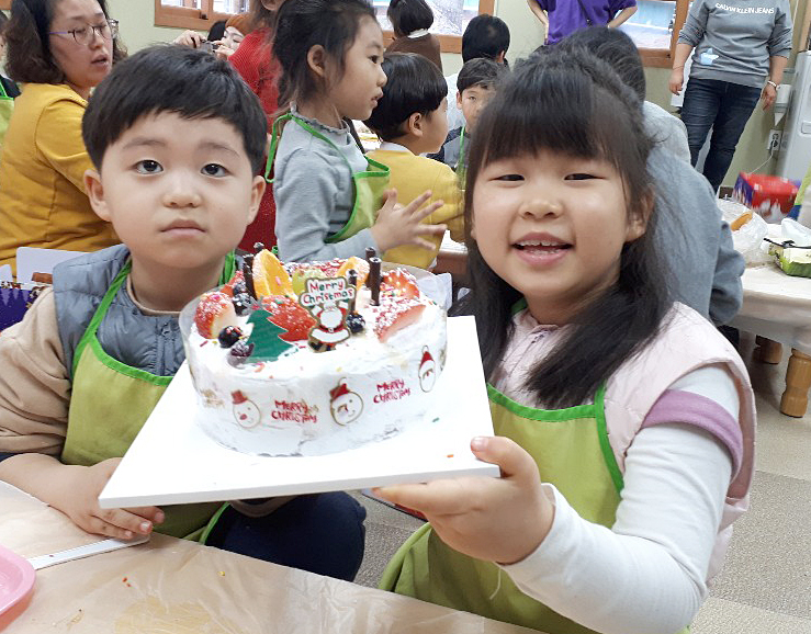 제주유아교육진흥원, 사랑과 감사의 크리스마스 케이크 만들기