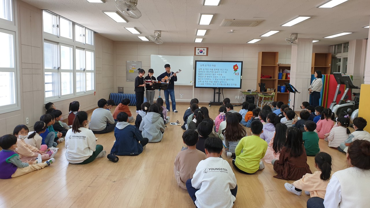 흥산초, 4․3 추모 공연 및 4․3 문구 전시회 등 다양한 4․3 평화․인권교육주간 운영